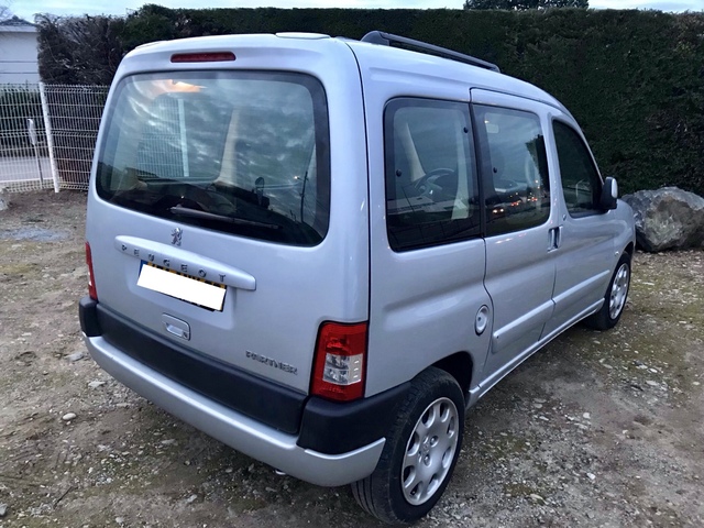 Peugeot Peugeot Partner - 1.6 16v Zenith